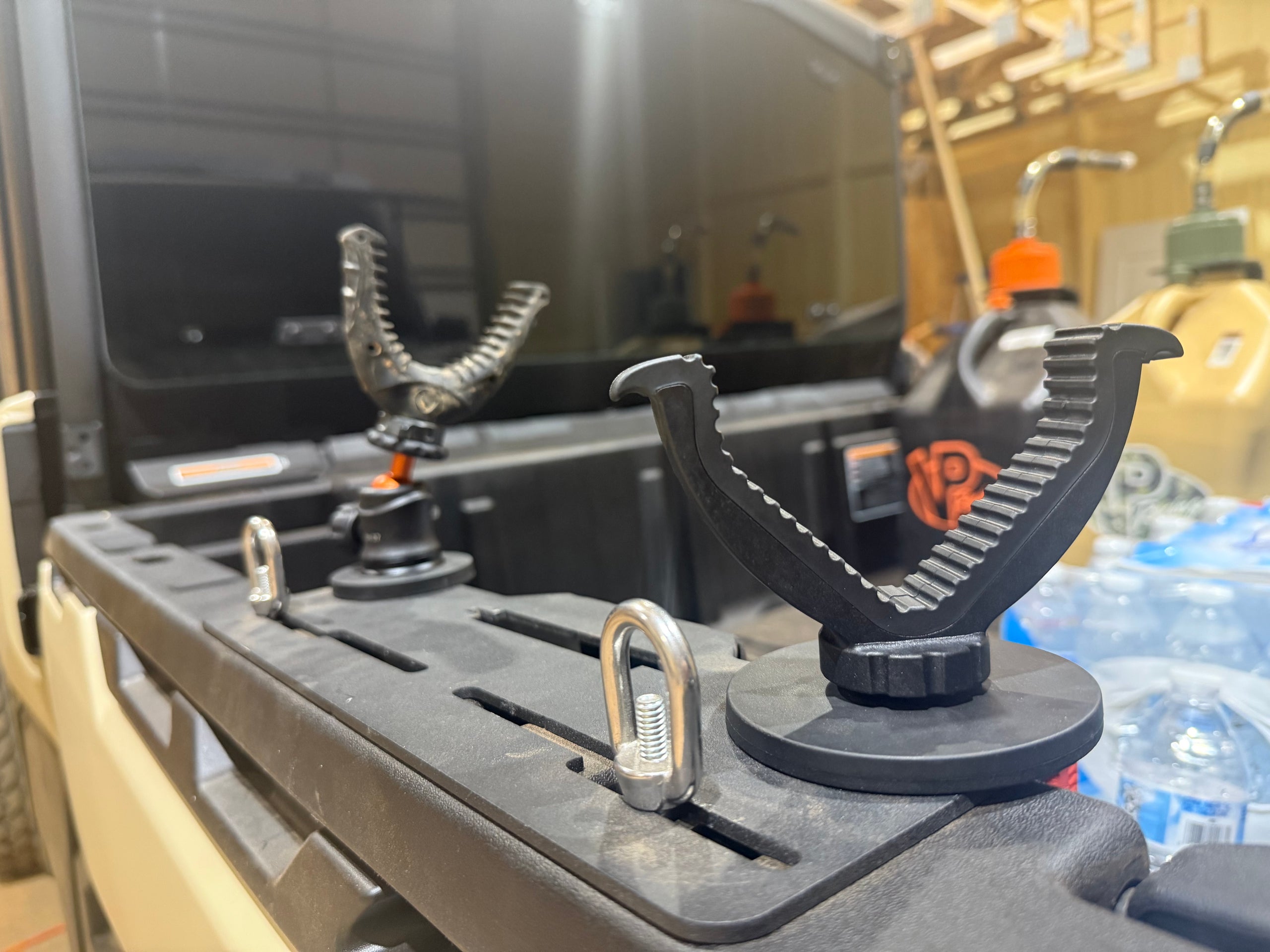 swivel magnet mount with a v on top | FHR Outfitters ATV accessories ...