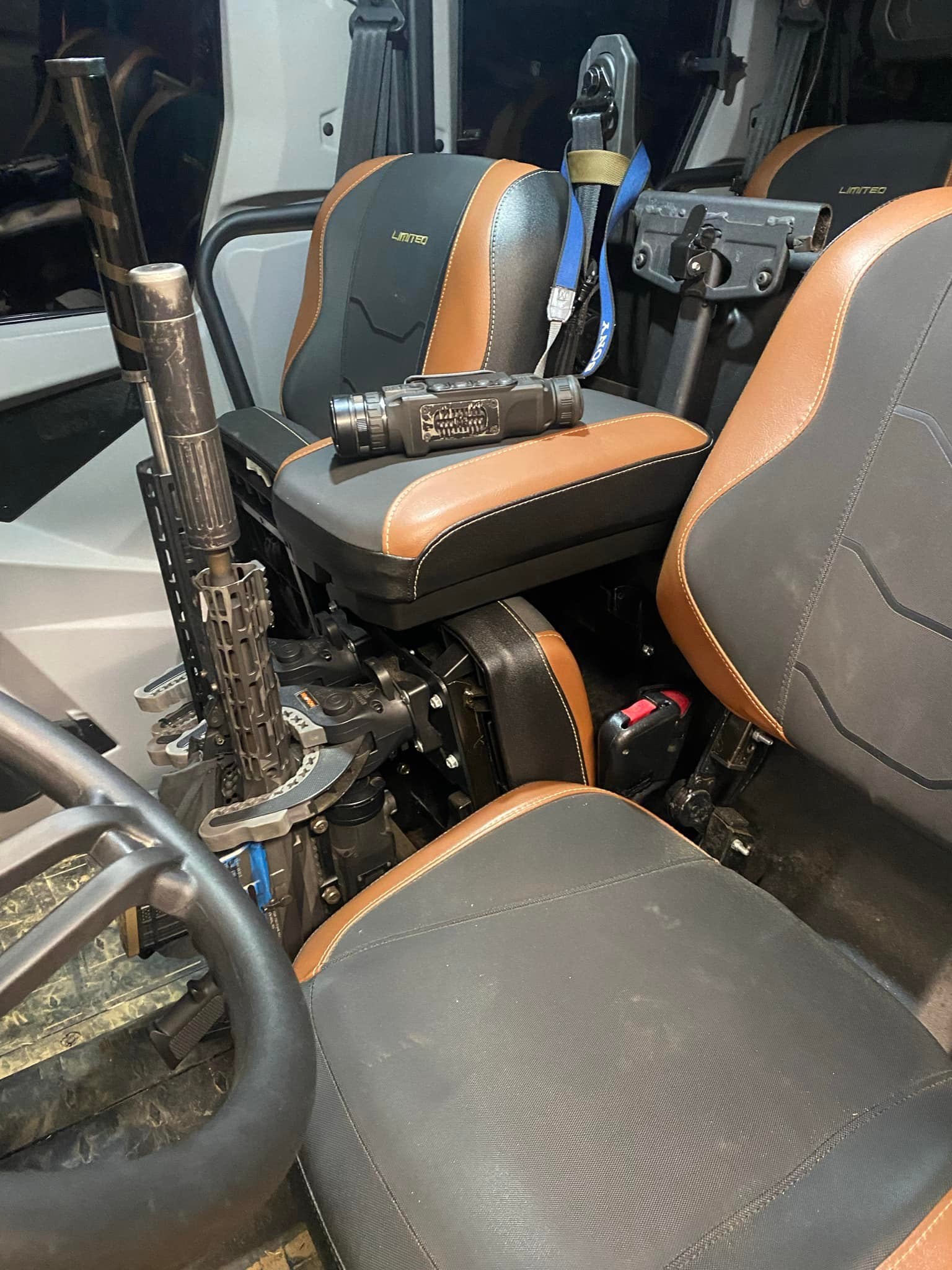 Defender raised Center Console Kit First generation, 'THIS IS NOT THE ...